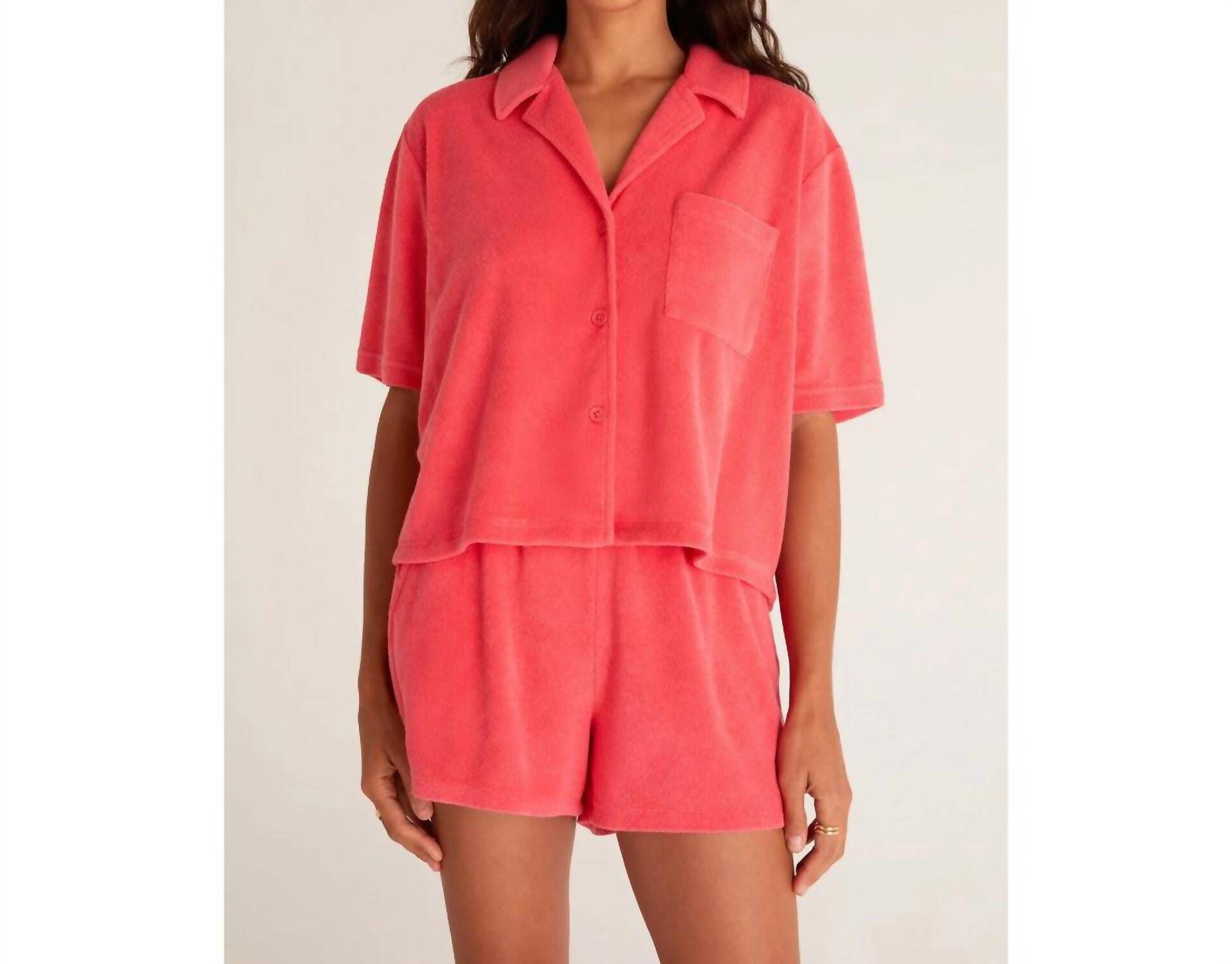 RESORT LOOP TERRY SHIRT IN STRAWBERRY | Dia & Co