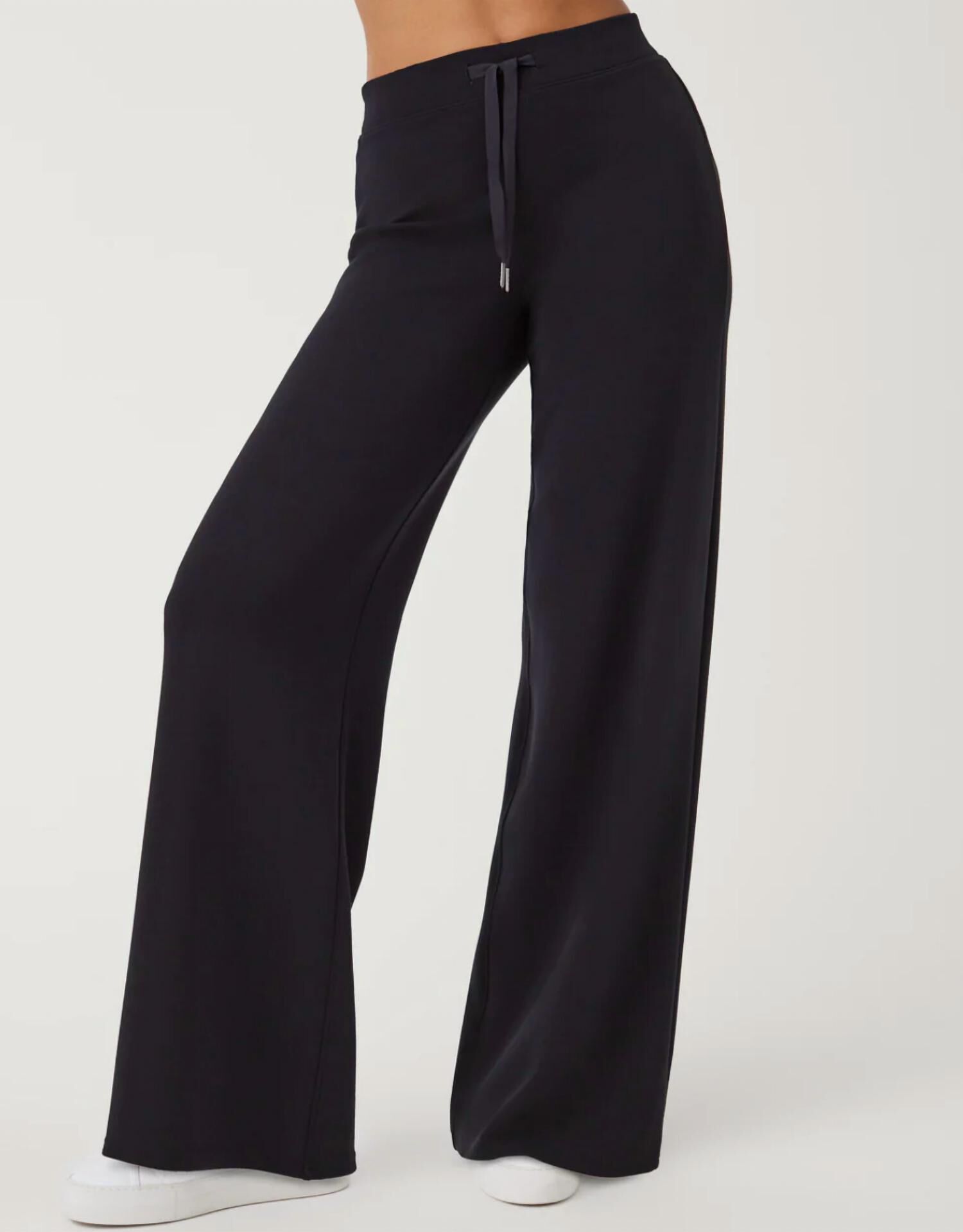 Air Essentials Wide Leg Pant | Dia & Co